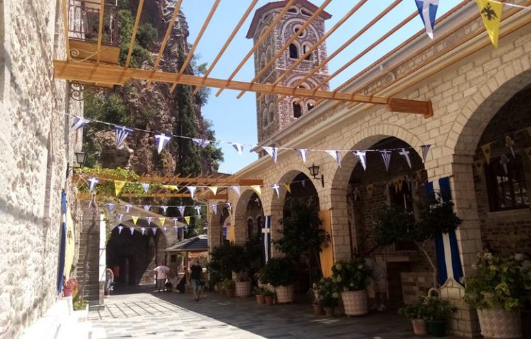 ΙΕΡΑ ΜΟΝΗ ΠΑΝΑΓΙΑΣ ΠΡΟΥΣΙΩΤΙΣΣΑΣ - Μοναστήρια της Ελλάδος