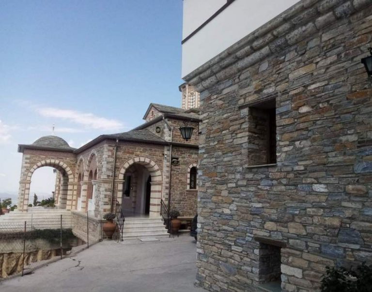 ΙΕΡΑ ΜΟΝΗ ΠΑΜΜΕΓΙΣΤΩΝ ΤΑΞΙΑΡΧΩΝ ΠΗΛΙΟΥ - Μοναστήρια της Ελλάδος