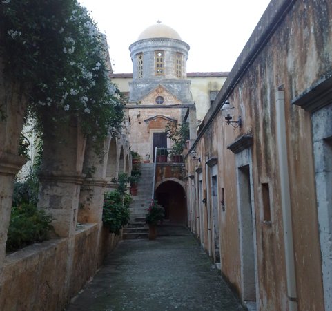 ΙΕΡΑ ΜΟΝΗ ΑΓΙΑΣ ΤΡΙΑΔΟΣ ΤΖΑΓΚΑΡΟΛΩΝ - ΧΑΝΙΑ - Μοναστήρια της Ελλάδος