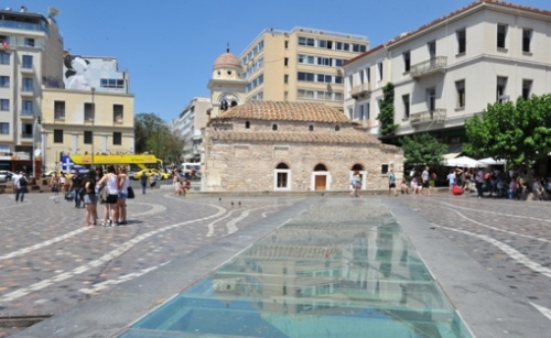 Ο ΝΑΟΣ ΤΗΣ ΠΑΝΑΓΙΑΣ ΣΤΗΝ ΠΛΑΤΕΙΑ ΜΟΝΑΣΤΗΡΑΚΙΟΥ - Μοναστήρια της Ελλάδος